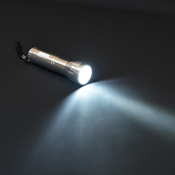 C L Jones. ELECTRALIGHT 14 LED ALUMINIUM TORCH WITH BATTERIES