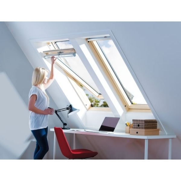 C L Jones. KEYLITE CENTRE PIVOT ROOF WINDOW - PINE FINISH